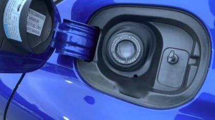 How to Fill a Capless Gas Tank without a Funnel – Can It be Done?